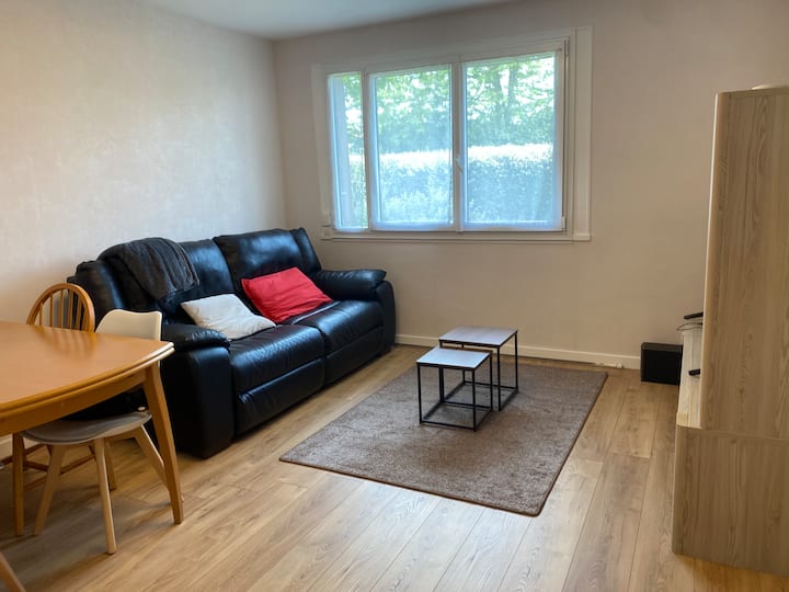 Appartement Moderne Avec Jardin Résidentiel - Le Haillan