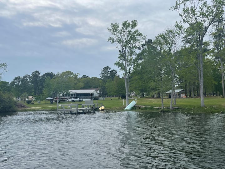 Lake House With Beautiful Views, Docks & Boat Ramp - Lake Marion, SC
