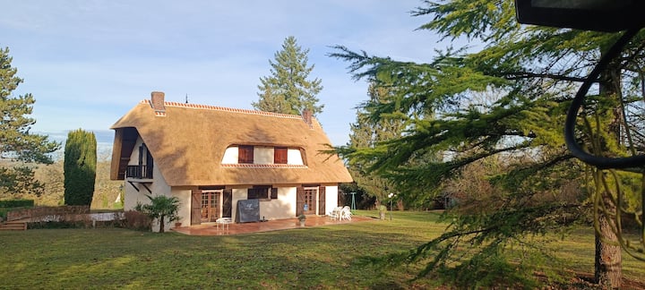 Chaumière Chaleureuse Avec Cheminée Et Jardin Clos - Anet
