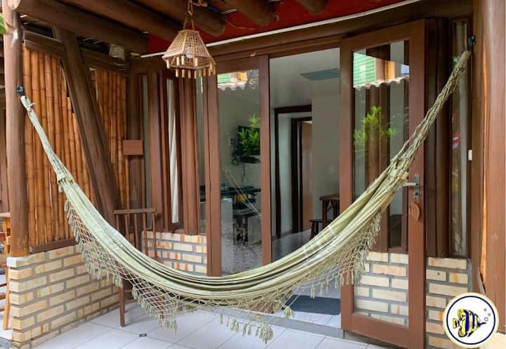 Chalé Próximo à Praia, Em Residencial - Florianópolis