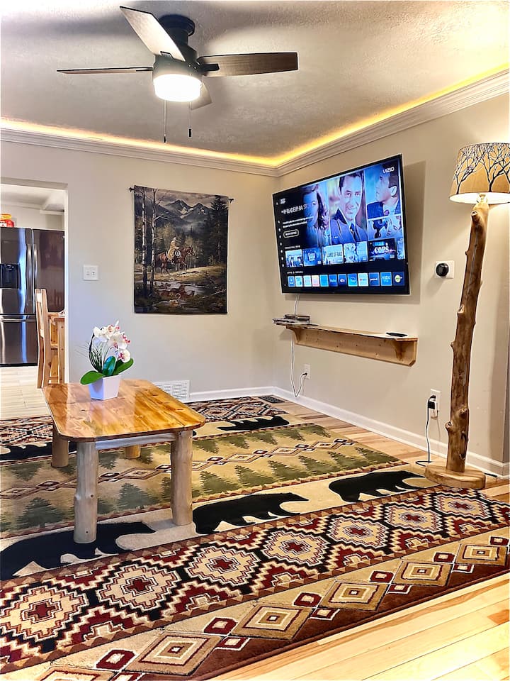 The Cedar House 4 Blocks From Main Street - Leadville, CO