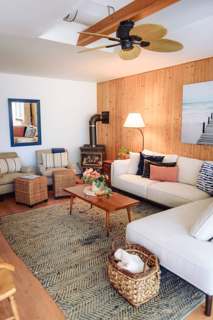 The Bluewater Cottage - Meaford