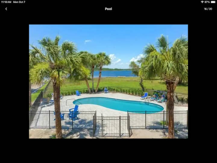 Cozy Cove Condo / Home Away From Home - Rosemary Beach, FL