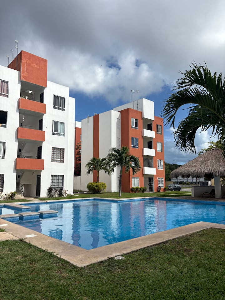 Cómodo Y Espacioso Depa, Amueblado Y Equipado. - Playa del Carmen