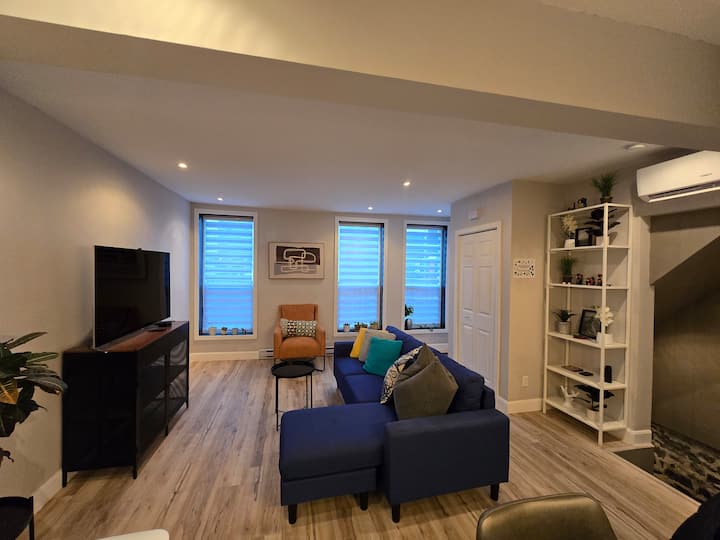 "La Galerie De Roi" - Québec, QC