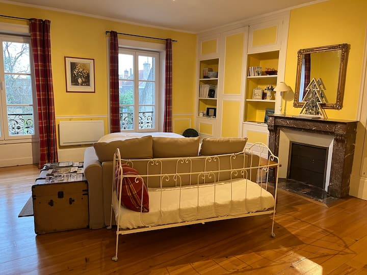 Appart Dans Maison Du Xviii Centre Ville - Dole