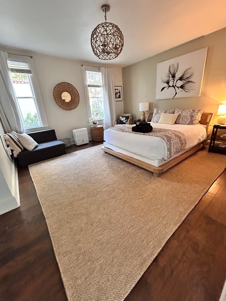 Ground-floor Apt On Forsyth W Private Free Parking - Savannah, GA