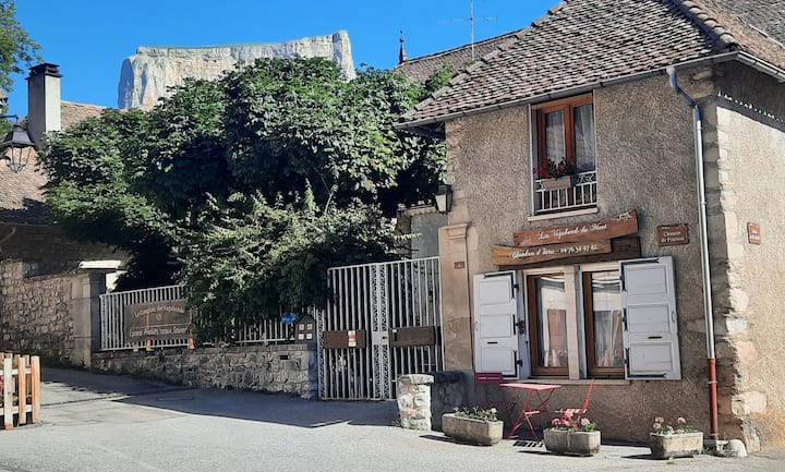 Gîte Au Pied Du Mont Aiguille - Treffort