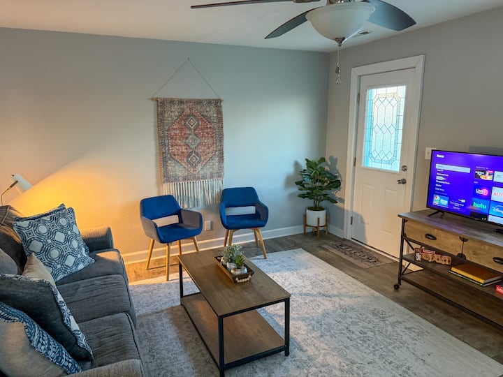 Bungalow At The Bay - Hampton, VA