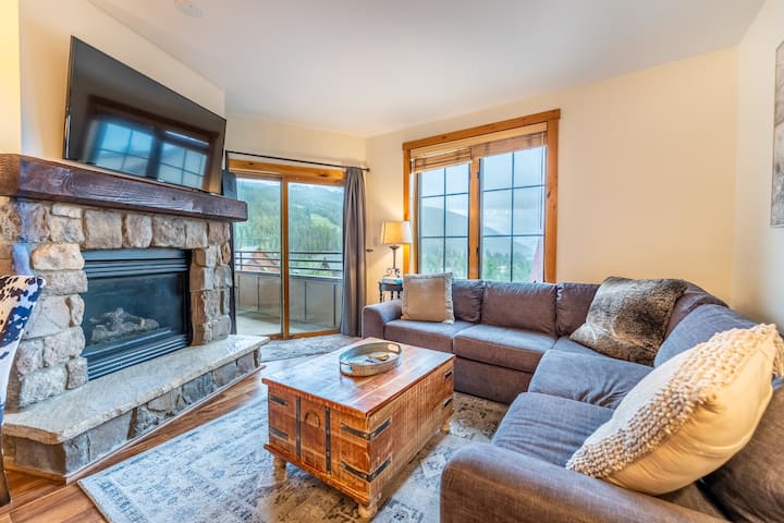 Overlooks Keystone Base Area, Short Walk To Lifts; Private Balcony With Views - Keystone, CO