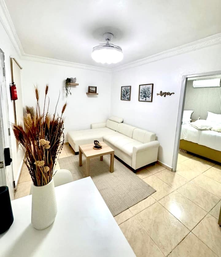 #7 Oceanfront  (2)queen Bed Studio - Caribbean