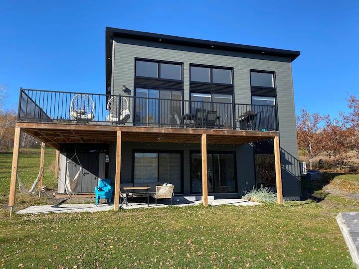 Chalet Cabochon : Joyau Sur Le Lac - Trois-Pistoles