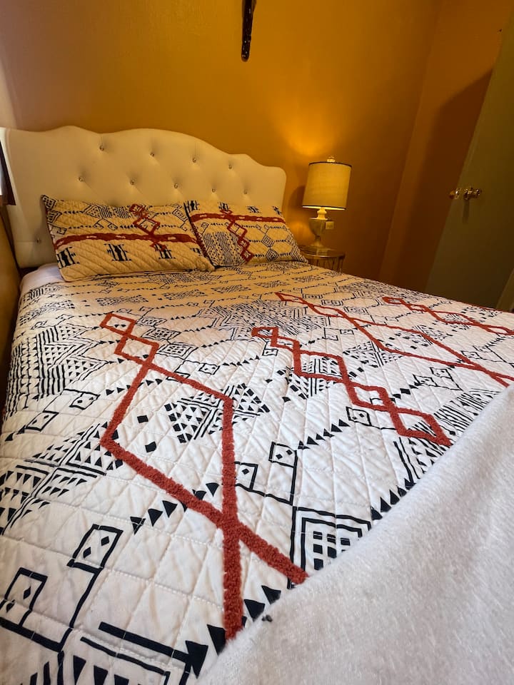 Family 2 Bedroom Apartment In Gated Community! - Tijuana Beach