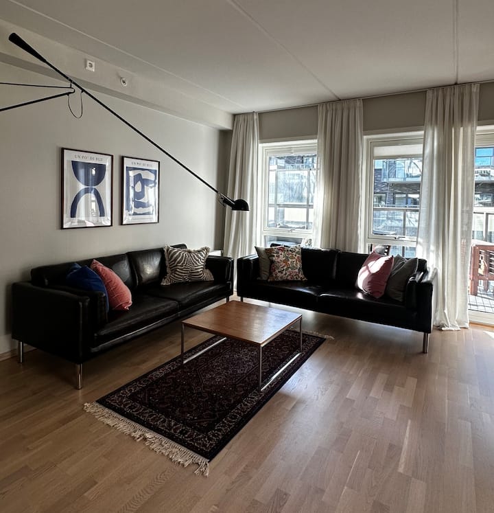 Pen, Sentrumsnær Leilighet Med 2 Soverom Og 2 Bad - Oslo