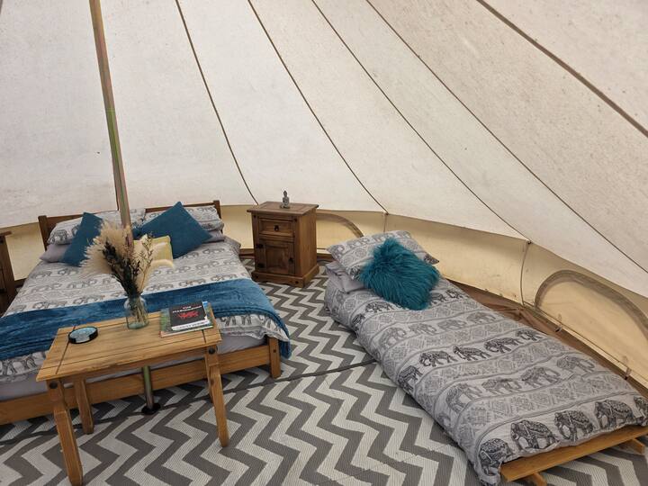 Relaxing Bell Tent
With Log Burner - Tenby