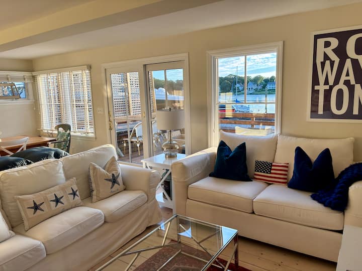 The  Boathouse On Five  Mile River - Norwalk, CT