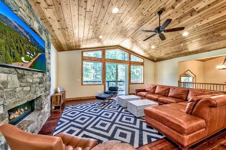 Tranquility In The Trees - Hot Tub, Projection Tv - South Lake Tahoe, CA