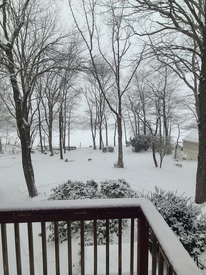 Cozy Cabin - Lake Front Getaway - Jim Thorpe, PA