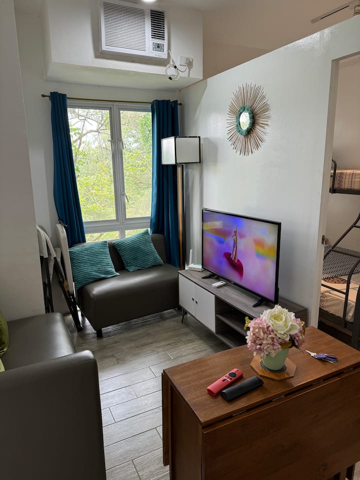 La Bella Tagaytay Staycation With Balcony - Alfonso