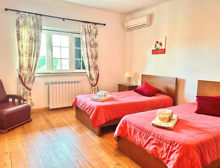 Quarto Lua - Moon Room - Macao, Portugal