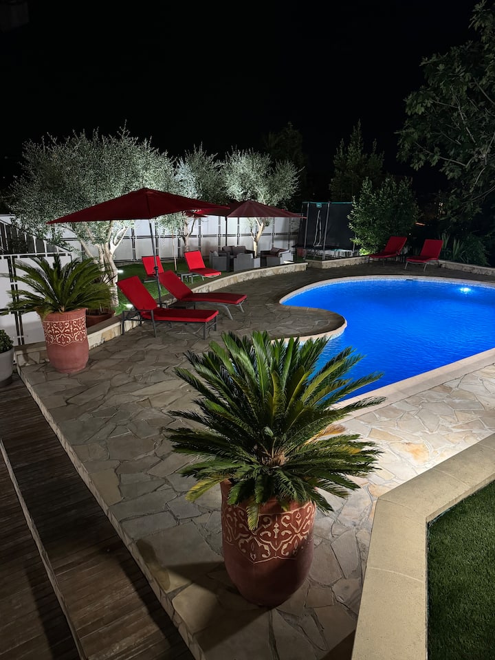 Superbe Villa Piscine  Pingpong Trampoline Parking - Cagnes-sur-Mer