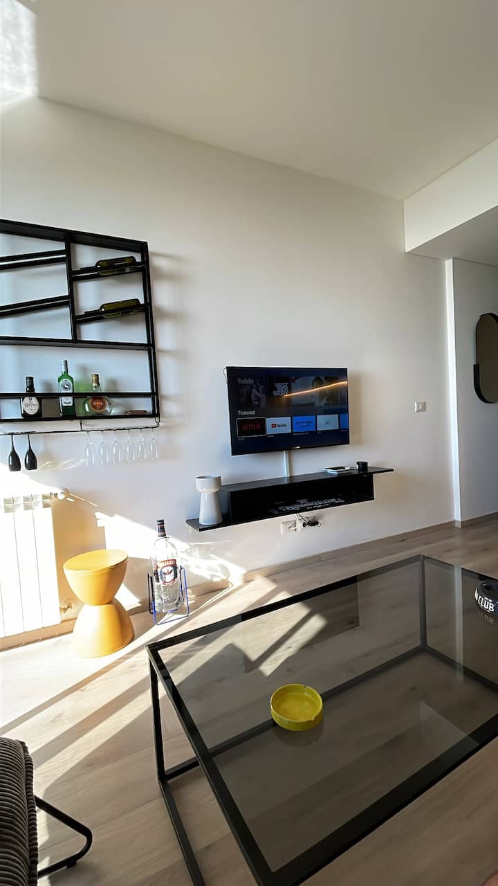 Redrock Luxurious Chalet - 레바논