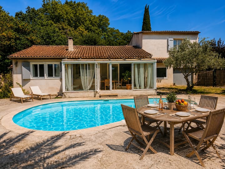 Villa Avec Piscine Privée Proche Aix-en-provence - Gardanne
