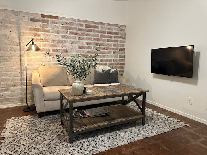 Chula Vista Cottage - Tucson, AZ