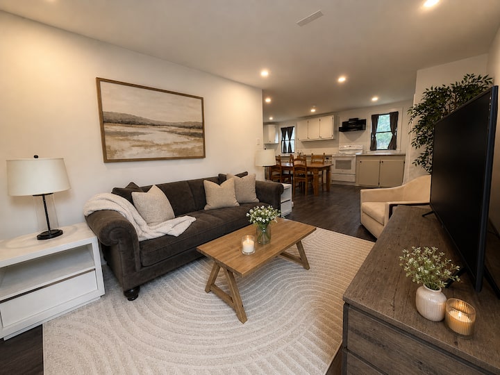 Charming 2br Guest House W/ Pool • Perfect Getaway - Martha's Vineyard, MA