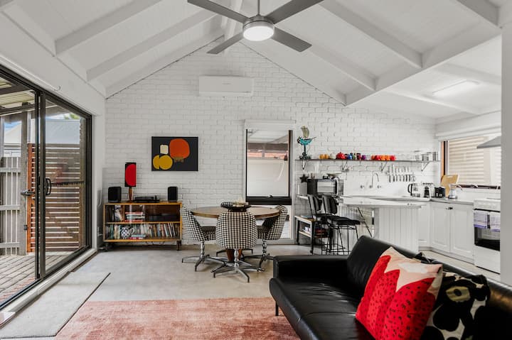 Little Gem - Ocean Grove