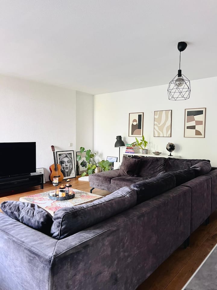 Big Apartment Surrounded By Nature In Amsterdam - Amsterdam