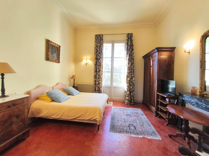 Raisin - Chambre D'hôtes Avec Balcon Vue Sur Parc - Malaucène