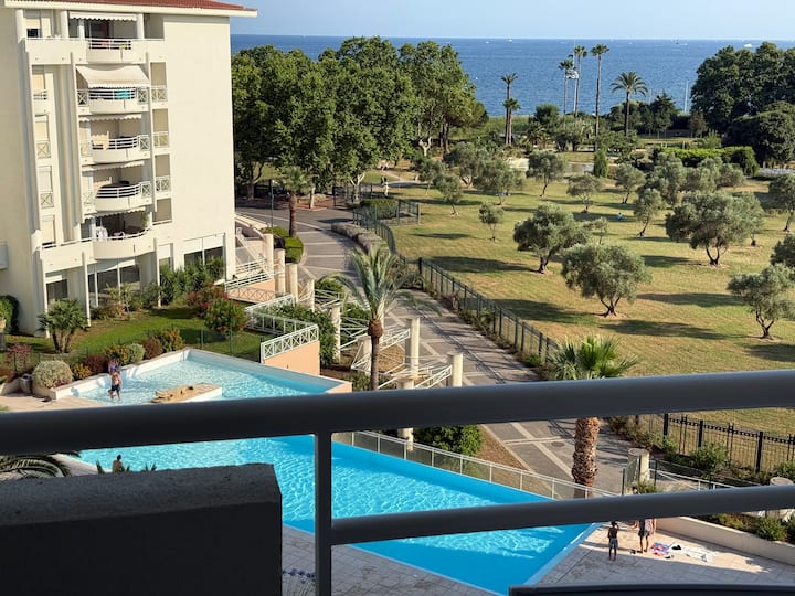 Au Bord De La Mer - Vallauris