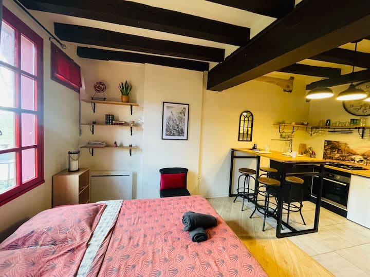 La Cachette Du Pilier - Cathédrale - 2 Pers - Le Mans