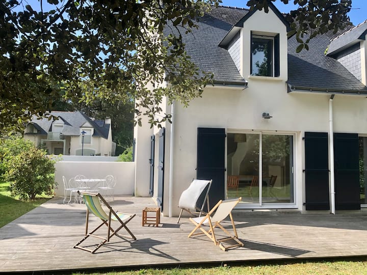 Proche Plages, Maison  Terrasse Bois, Jardin Pins. - Piriac-sur-Mer