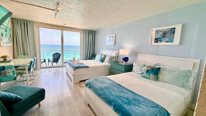 Free Resort ! Oceanfront Balcony Pool Gym Wifi - Aventura, FL