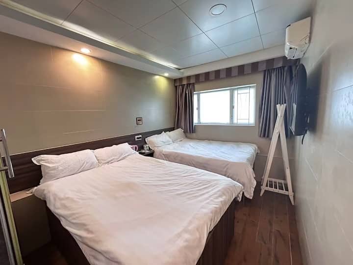 旺角小型4人房/旺角地铁站e1/机场巴士a21信和中心站/朗豪坊/兰桂坊/钵兰街/女人街/西洋菜街 - Mong Kok