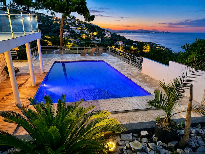 Villa Luxueuse Vue Mer, Piscine Chauffée & Balnéo - Roquebrune-sur-Argens