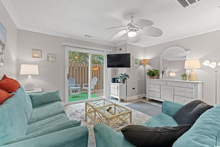 Steps From The Ocean Spacious Clean Comfort - South Carolina