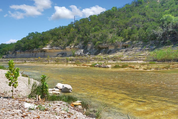 Lazy River | 3/2 On The Blanco River - Wimberley, TX