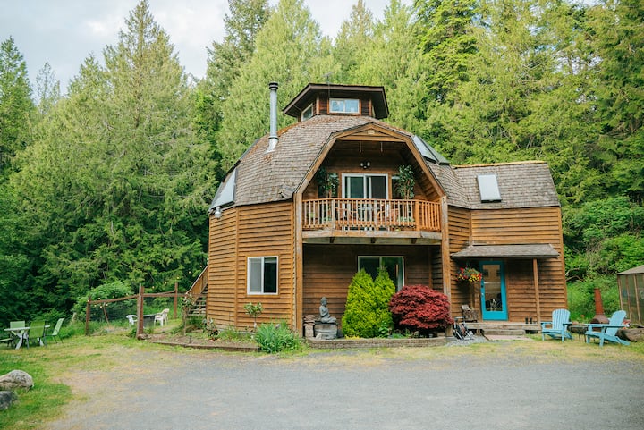 Unique And Secluded Geodesic Dome With Hot Tub! - Roche Harbor, WA