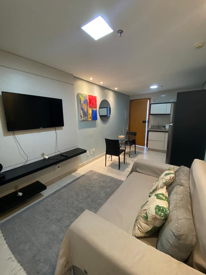 Flat Home Confortável- 41m Com Varanda. - Goiânia