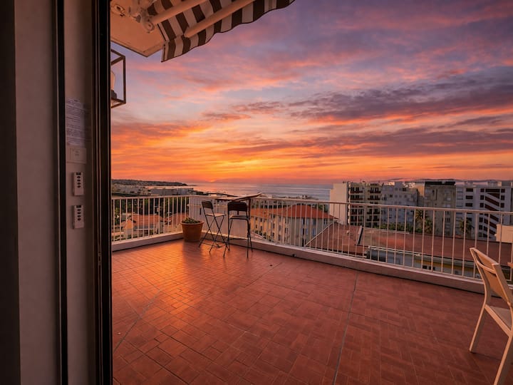 Roof Top Vue Mer Plein Cœur De Juan - Antibes