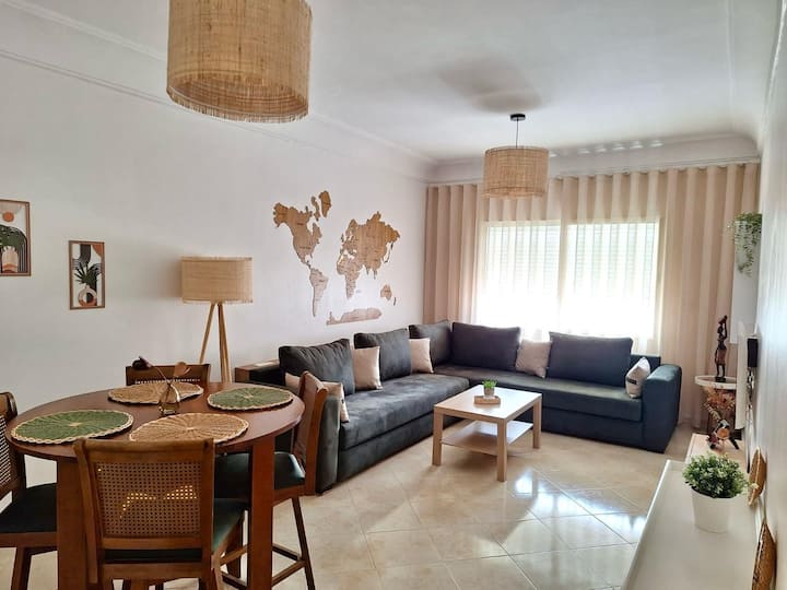 Cosy Apartment Near Train Station & Corniche - Tangier