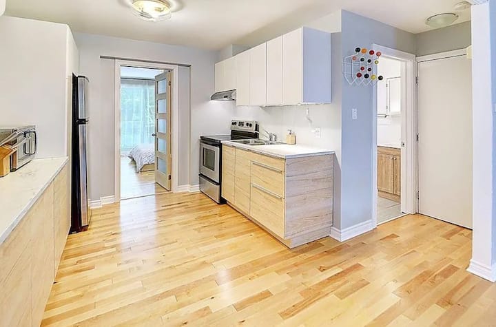 Tranquility, Style, And Prime Location Combined - Montreal