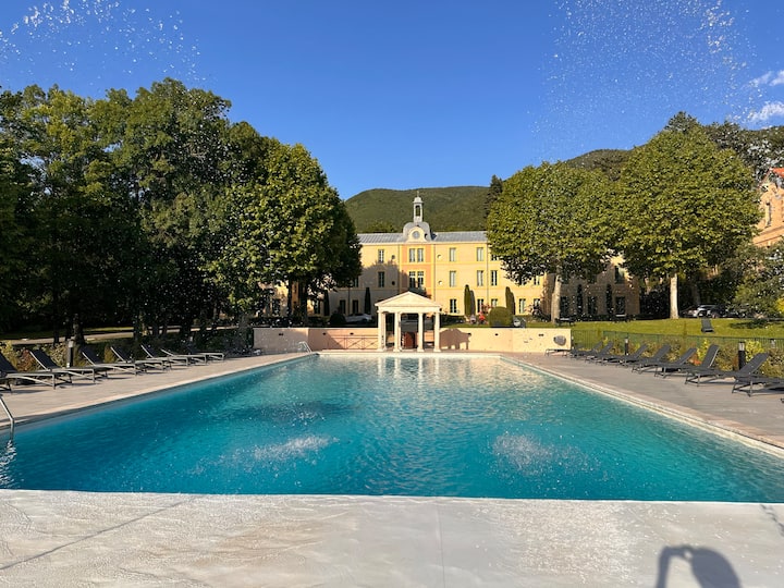 Appartement Luxueux Dans Une Villa Du Domaine - Montbrun-les-Bains
