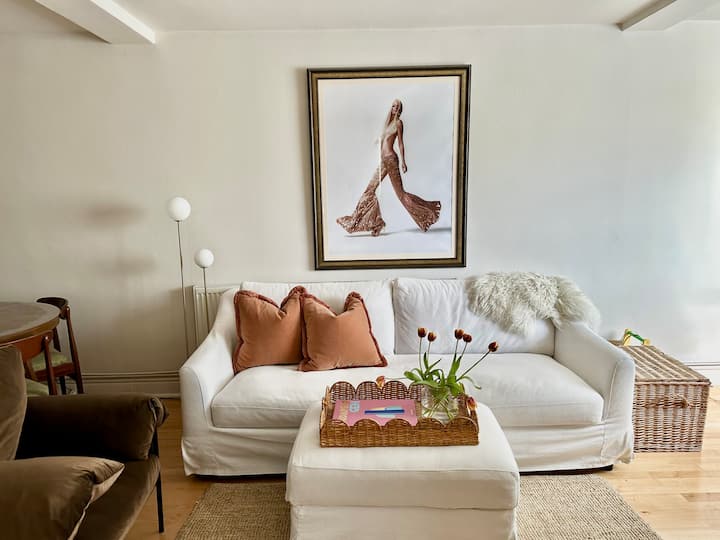 Modern Townhouse Close To Tube - London, UK