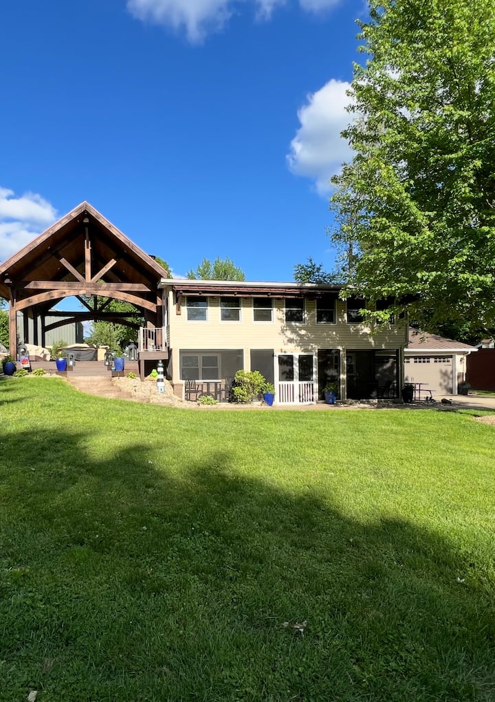 The Cottage At Paradise Point - Atwood Lake, OH