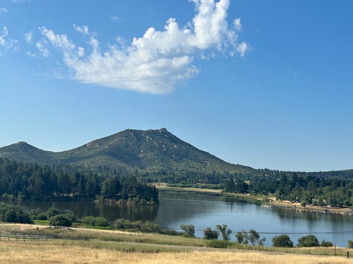 Walking Distance To The Lake
Sleeps 8! - Cuyamaca Rancho State Park, Julian