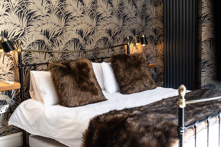 Charming Coastal Home In The Heart Of Mumbles. - The Mumbles